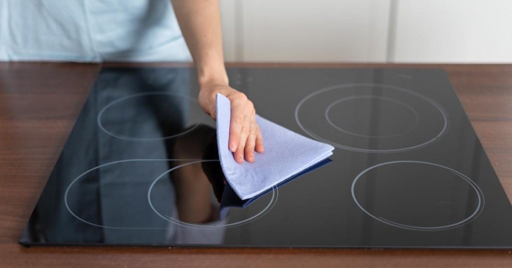 How to clean an electric stovetop - S&B Cleaning Services