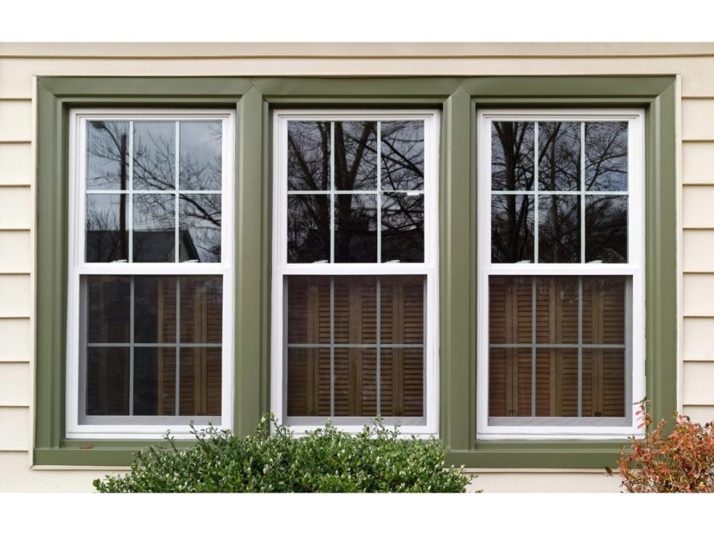 Comparing Single-Hung and Double-Hung Windows - Sparkling and Beyond